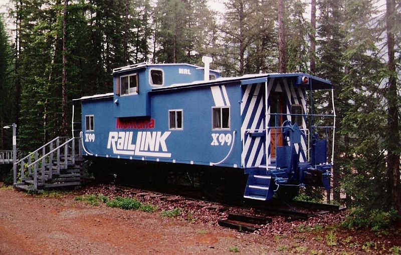 MRL Caboose Izaak Walton Inn